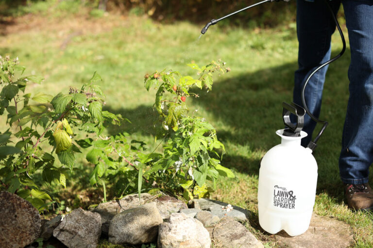 Flo-Master by Hudson® 1 Gallon Lawn & Garden Sprayer - H.D. Hudson